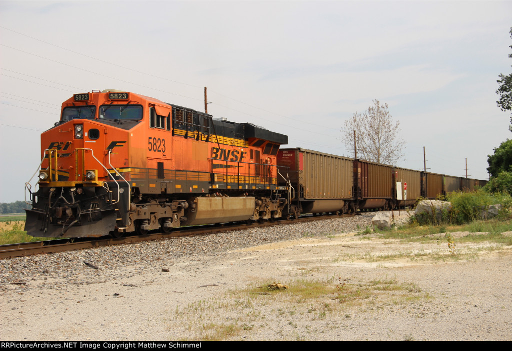 BNSF 5823 - DPU
